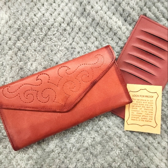 Princess Gardner | Bags | Princess Gardner Lambskin Leather Wallet ...